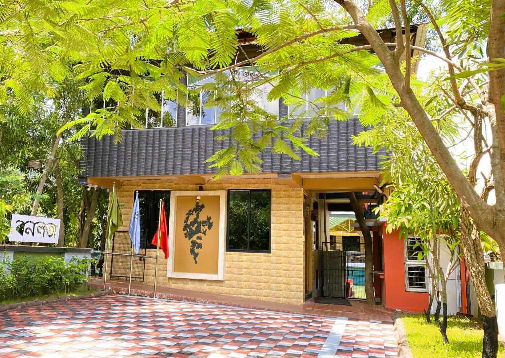 Bonolata Baganbari Best Hotel in Bolpur, Santiniketan