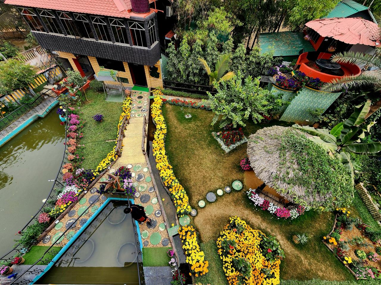 Bonolata Baganbari Best Hotel in Bolpur, Santiniketan